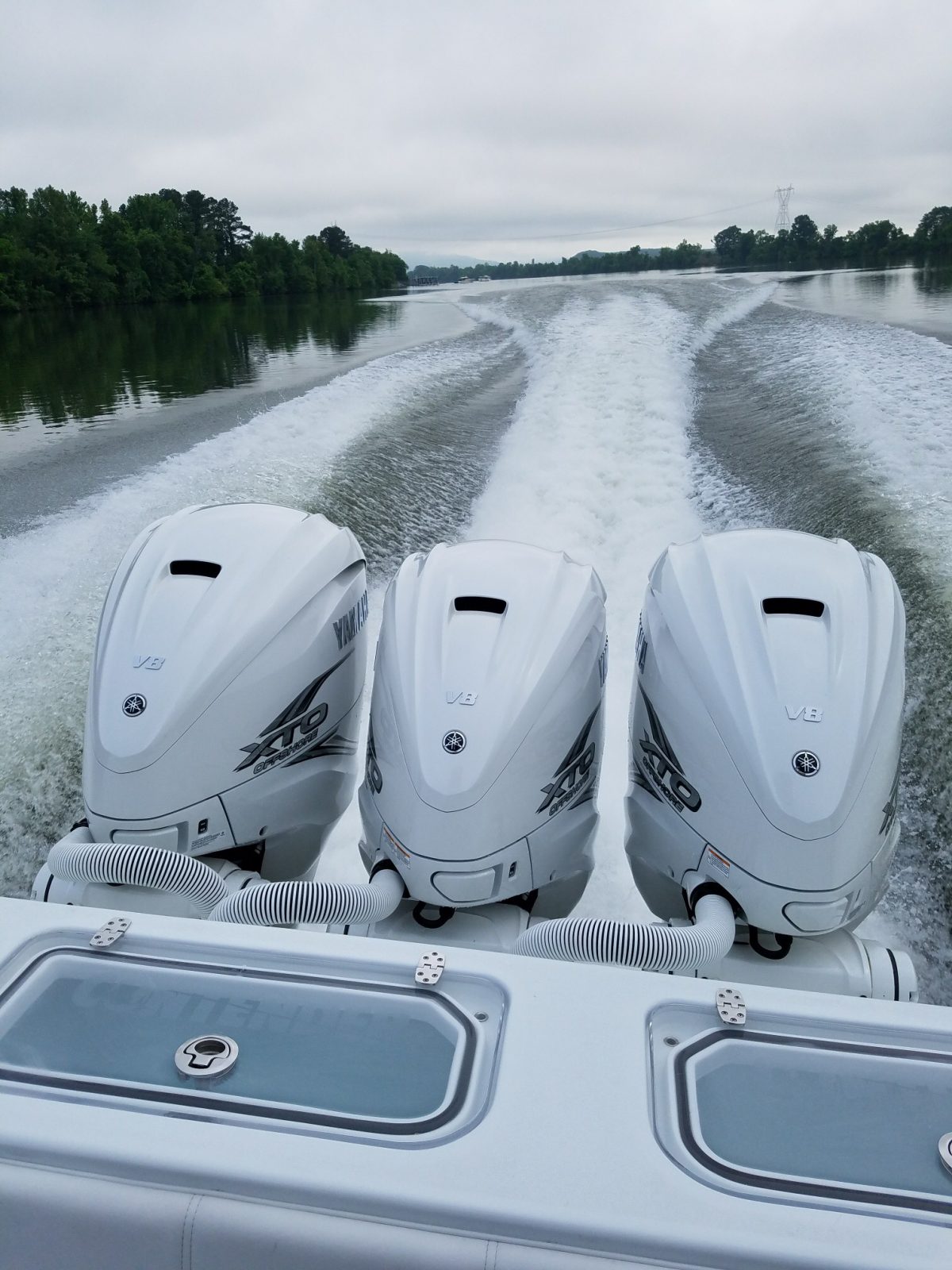 New Yamaha V8 XTO Offshore Outboard - On The Water