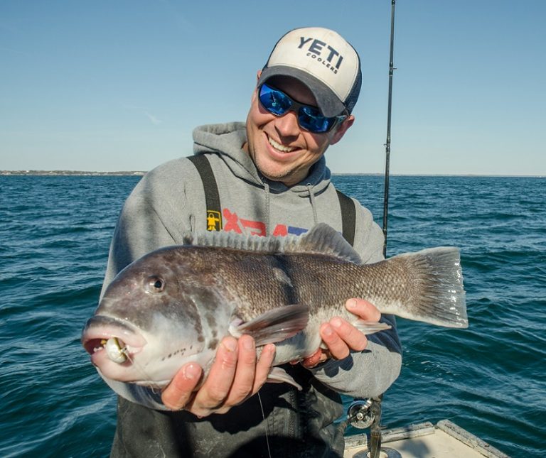 How to Catch Tautog - On The Water - Bottom Fishing