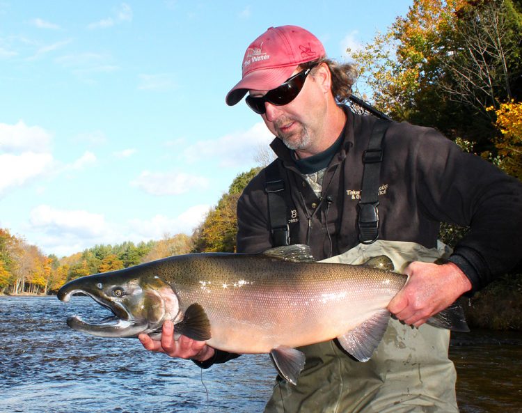 New York's King Salmon Run - On The Water