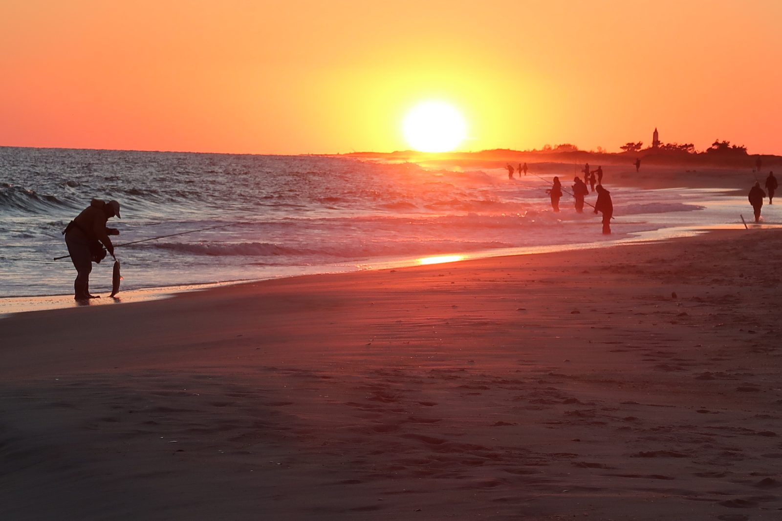 7 Striper Lures for Sand Beaches - On The Water