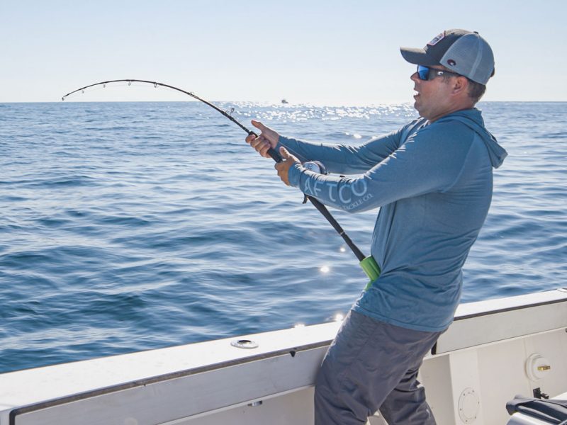 Jigging Giant Bluefin Tuna - On The Water