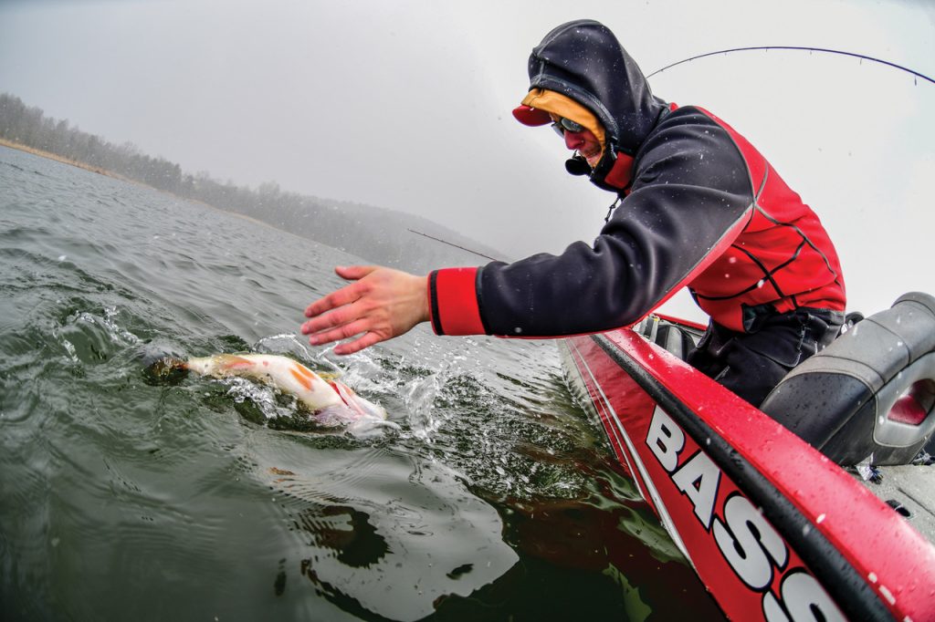 Early-Spring Largemouth in Small Ponds