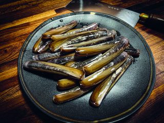 How to Harvest and Cook Razor Clams - On The Water