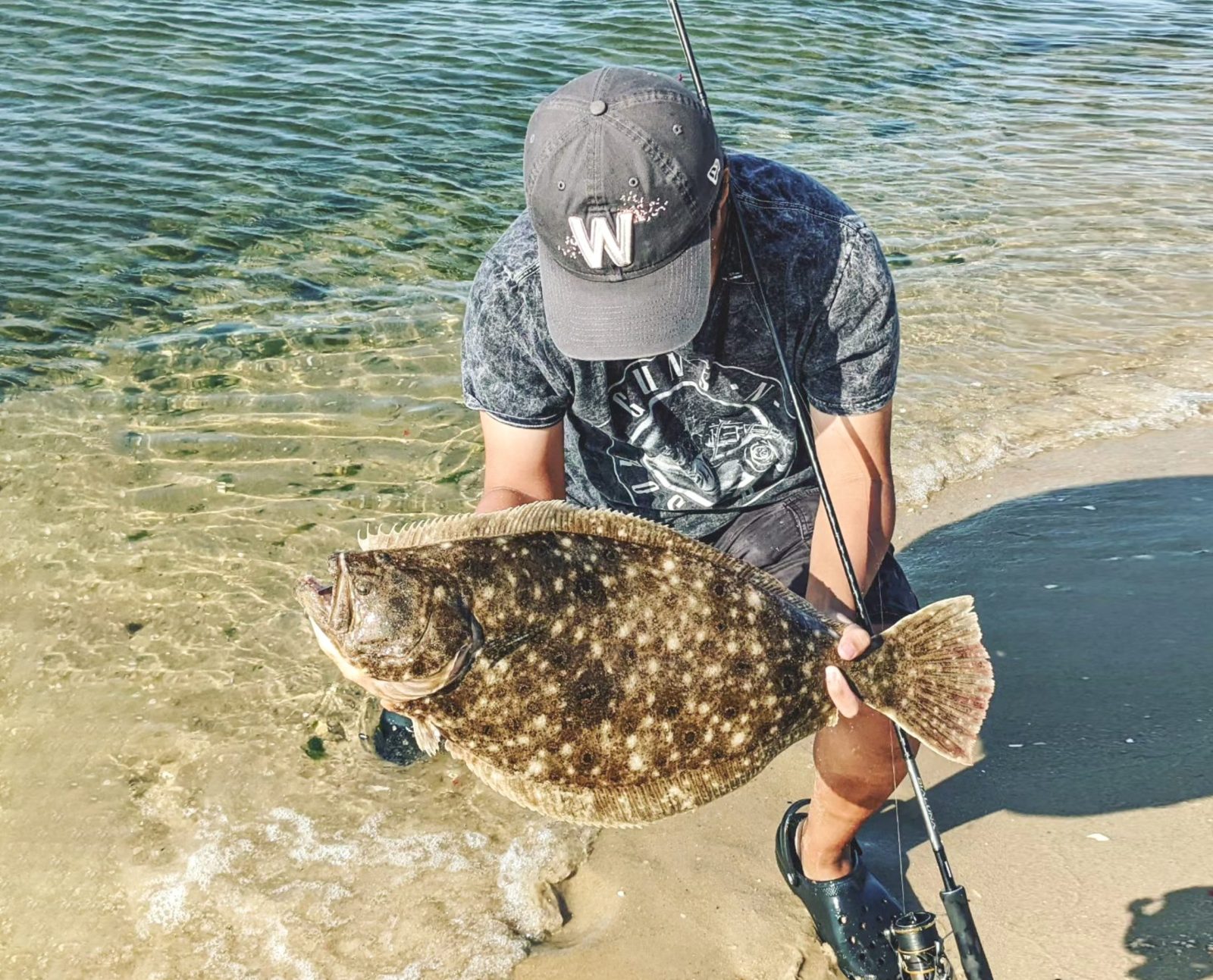 Fluke Fishing with Jerkbaits in the Back Bays - On The Water